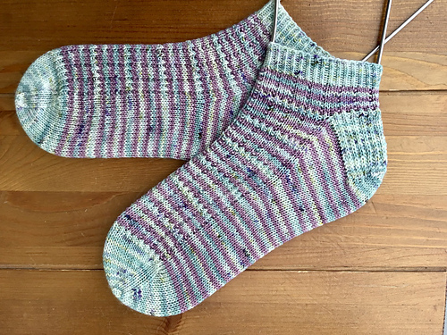 Ravelry: The Ribby Stripey pattern by Jennifer Beaulieu