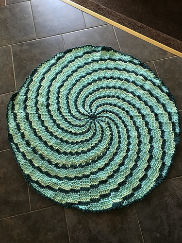 Ravelry: Varicolor Vortex pattern by 10 Hours or Less