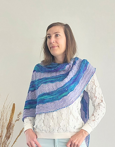 Ravelry: Magic Spell pattern by Nadia Crétin-Léchenne