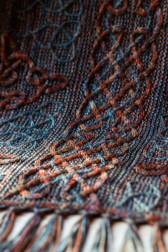 Ravelry: Lindisfarne pattern by Lucy Hague