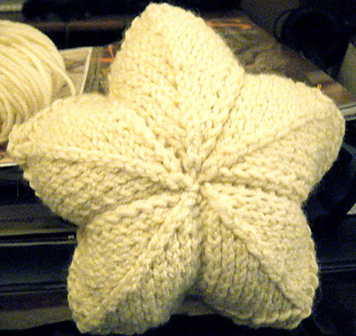 Ravelry: Petal Dishcloth pattern by Susan H. Esser