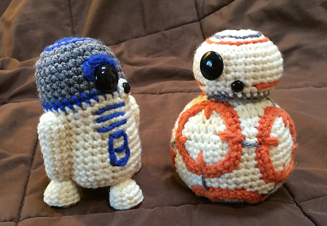 Ravelry: BB8 & R2D2 Star Wars Inspired pattern by Julie Wright