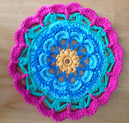 Ravelry: Flower Mandala-Crochet pattern by Lynne Samaan