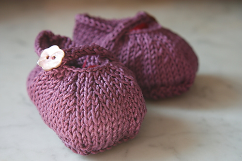 Ravelry: babies pattern by Knitty Baby