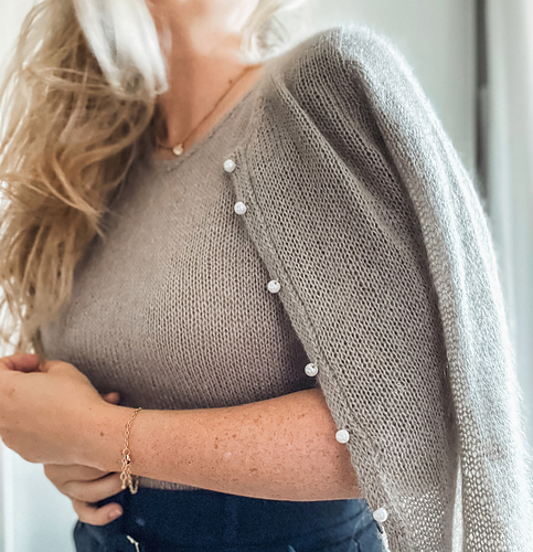 Ravelry: The Classic Twin Set pattern by Nadine Joerg Fauvel