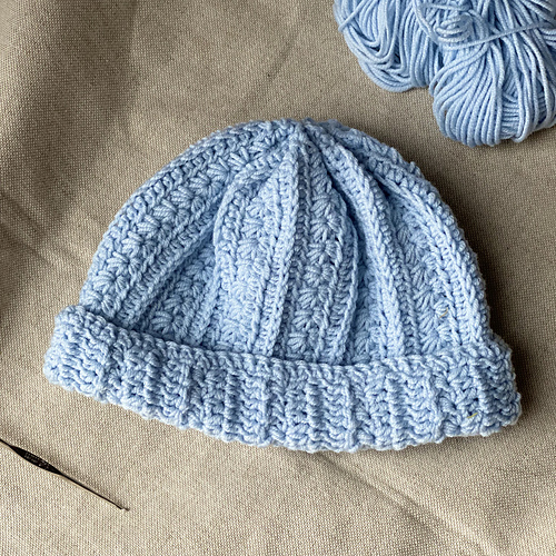 Ravelry: Star Beanie pattern by Anna Lisek