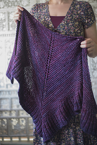Ravelry: Mara Shawl 3.0 pattern by Madelinetosh