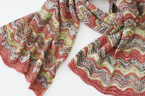 Ravelry: Rio Grande Shawl pattern by Lena Skvagerson