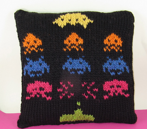 Ravelry: Superfast Retro Space Invaders Cushion pattern by Christine Grant