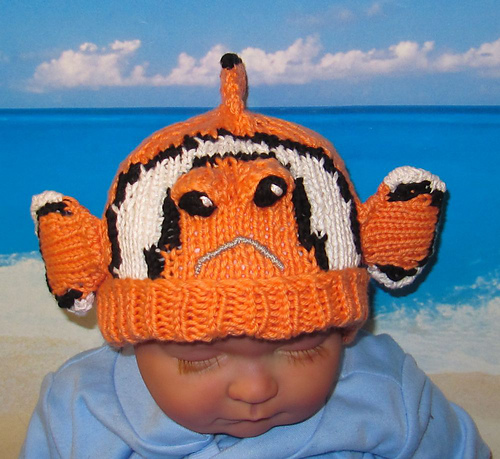 Ravelry: "Clowning Around" Clown Fish Beanie pattern by Christine Grant