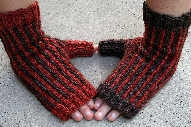 Ravelry: Two Tone Top Down Mitts pattern by Molly