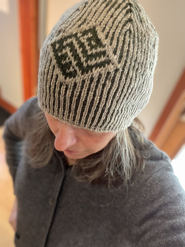 Ravelry: Basiita Beanie: Salaam version pattern by Daniel Drennan ElAwar