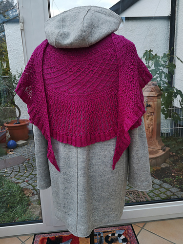 Ravelry: Mucki Tuch pattern by Dagmar Reinschmidt