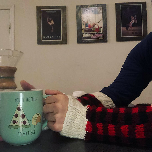 Ravelry: Lumberjack Arm Warmers pattern by Andrew Krueger