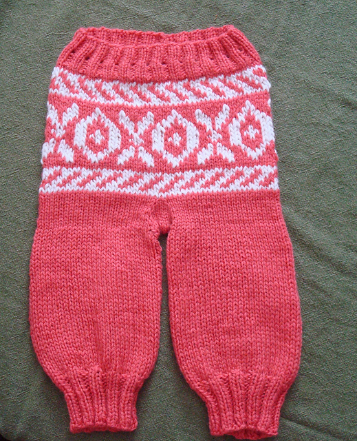 Ravelry: Ski Pants Longies pattern by Amber Perry