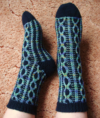 Ravelry: Ripe ’n Ready Socks pattern by Arella Seaton