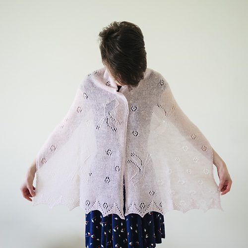 Ravelry: Birdy Stole pattern by Marina Guseva