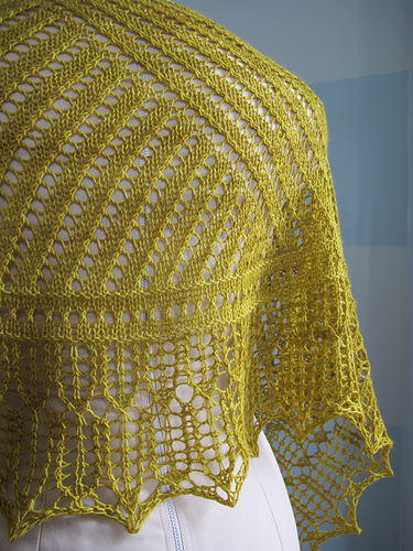 Ravelry: Iron Maiden pattern by Marisa Hernandez