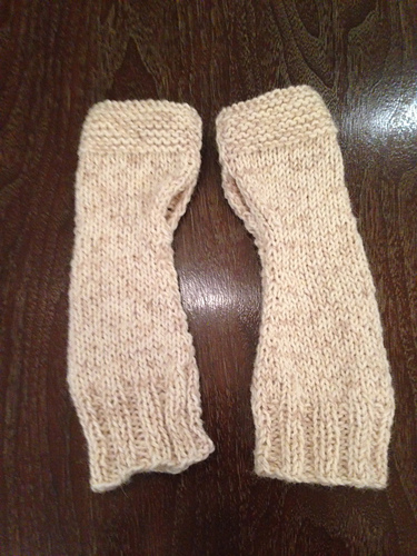 Ravelry: Outlander Mrs. Fitz's Mitts pattern by Jennifer Jackson