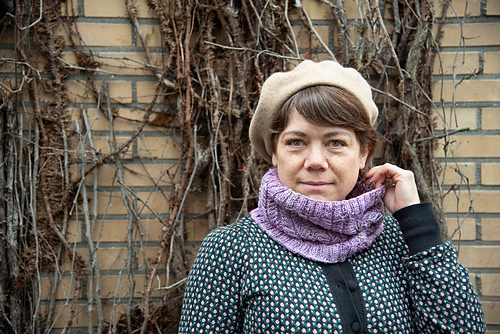 Ravelry: Snuggle Bug Cowl pattern by Malia Mae Joseph