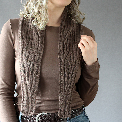 Ravelry: Coral Reef Scarf pattern by Lisa Hannes