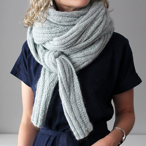 Ravelry: Coral Reef Wrap pattern by Lisa Hannes