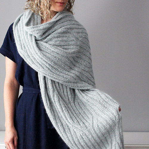 Ravelry: Coral Reef Wrap pattern by Lisa Hannes