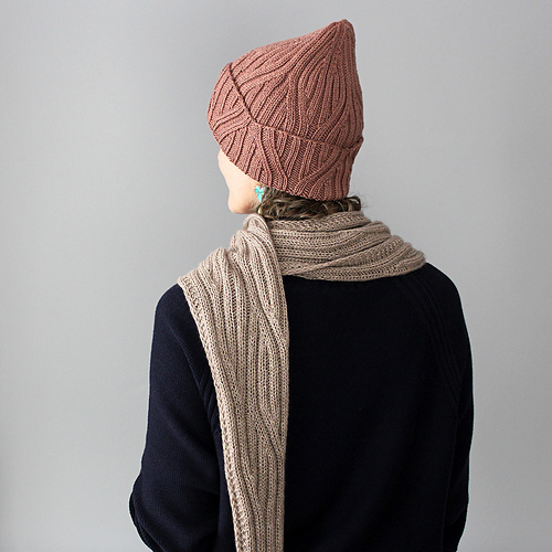 Ravelry: Coral Reef Hat pattern by Lisa Hannes