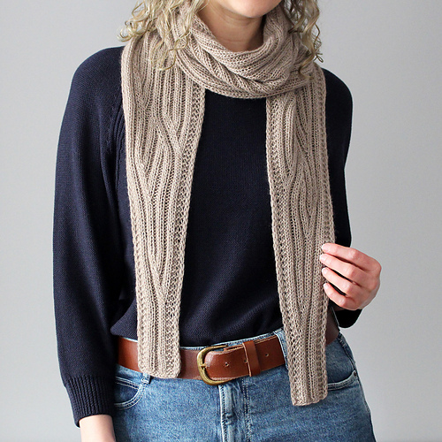 Ravelry: Coral Reef Scarf pattern by Lisa Hannes