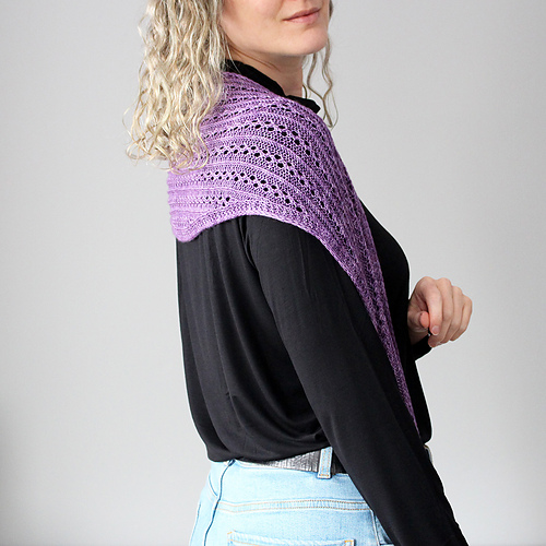 Ravelry: My Little Lace Scarf pattern by Lisa Hannes