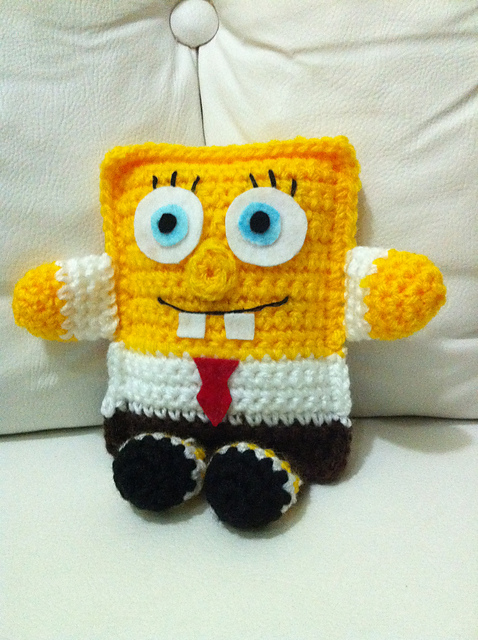 Ravelry: Bob Sponge Little Pillow pattern by Malu de Leon