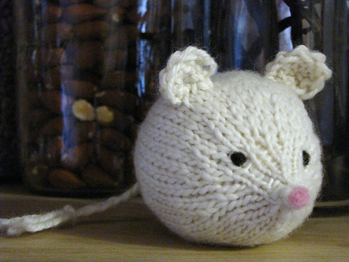 Ravelry: Mouse pattern by Linda Dawkins