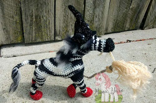 Ravelry: Witchy Becky Zebra pattern by Manic Yarn