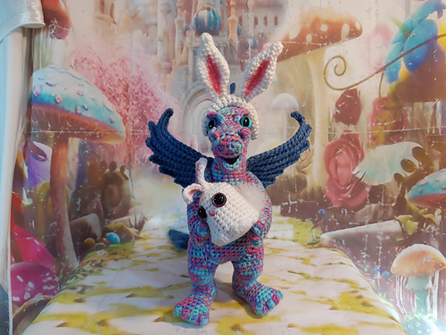 Ravelry: Jellybean Dragon and Gumdrop Bunny pattern by Manic Yarn