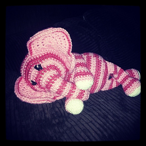 Ravelry: Stor virkad elefant pattern by Lina Månulv