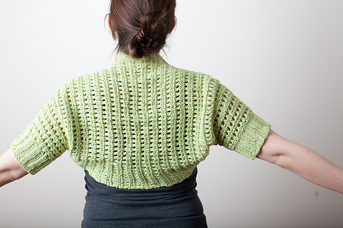 Ravelry: Holey Hug pattern by Mari Chiba