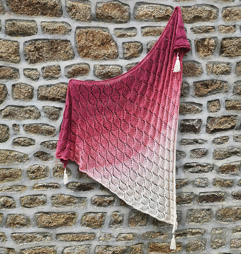Ravelry: Autumn Falling Leaves Shawl pattern by Marcelline Simonotti