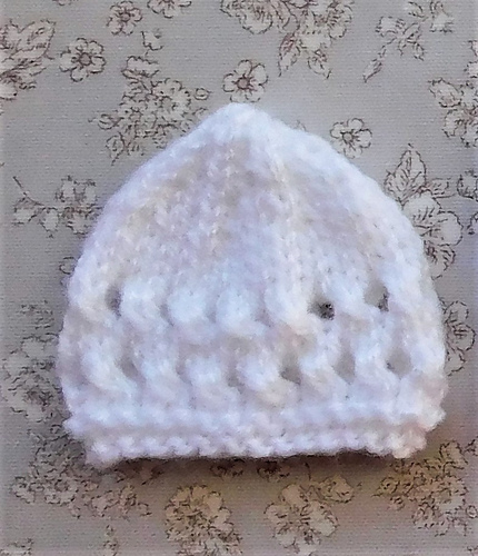 Ravelry: Jay Micro-Preemie Baby Hats pattern by marianna mel