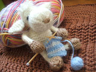 Ravelry: marico's Sheep Pommel #4