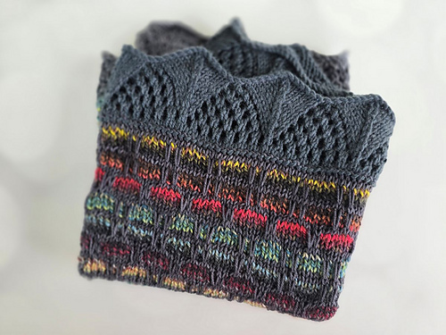 Ravelry: Gothic Windows Cowl pattern by Marie Greene