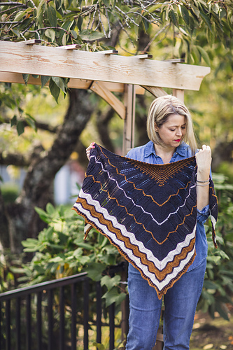 Ravelry: Moonrise pattern by Marie Greene