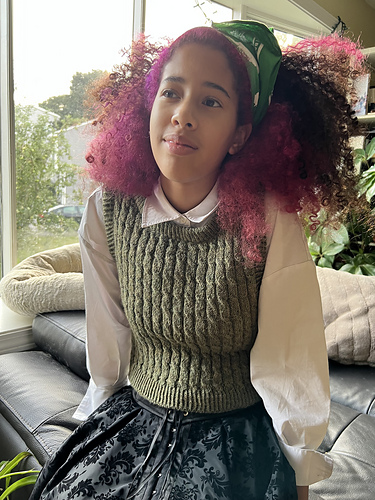 Ravelry: 06 Cable Cut Out pattern by Eleanor Alice