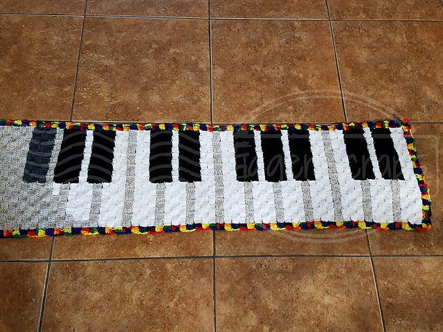 Ravelry: Piano Keyboard Scarf pattern by Kim Latshaw