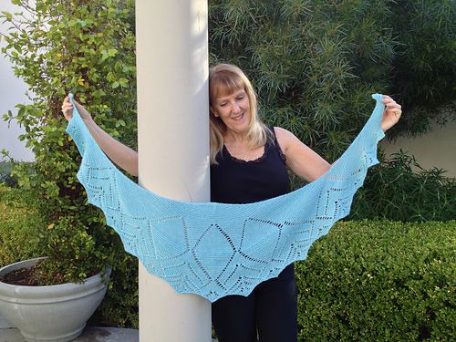 Ravelry: Irulan pattern by Barbara Benson