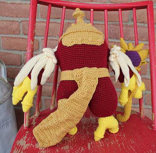 Ravelry: Hoot Loop Skylander pattern by Mary Smith