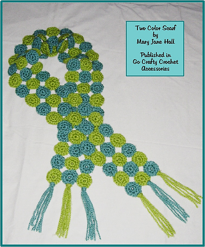 Ravelry: Two-Color Scarf pattern by Mary Jane Hall