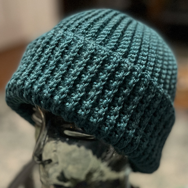 Ravelry: Faux Mistake Rib Touque pattern by Aunt Zany