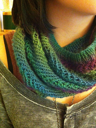 Ravelry: Err-Nerr Cowl pattern by Brooke Emrich
