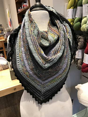 Ravelry: GOA pattern by Susan Barstein
