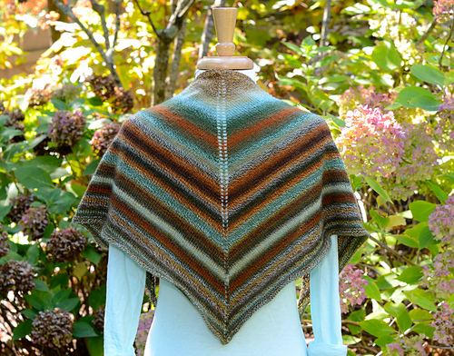 Ravelry: GOA pattern by Susan Barstein